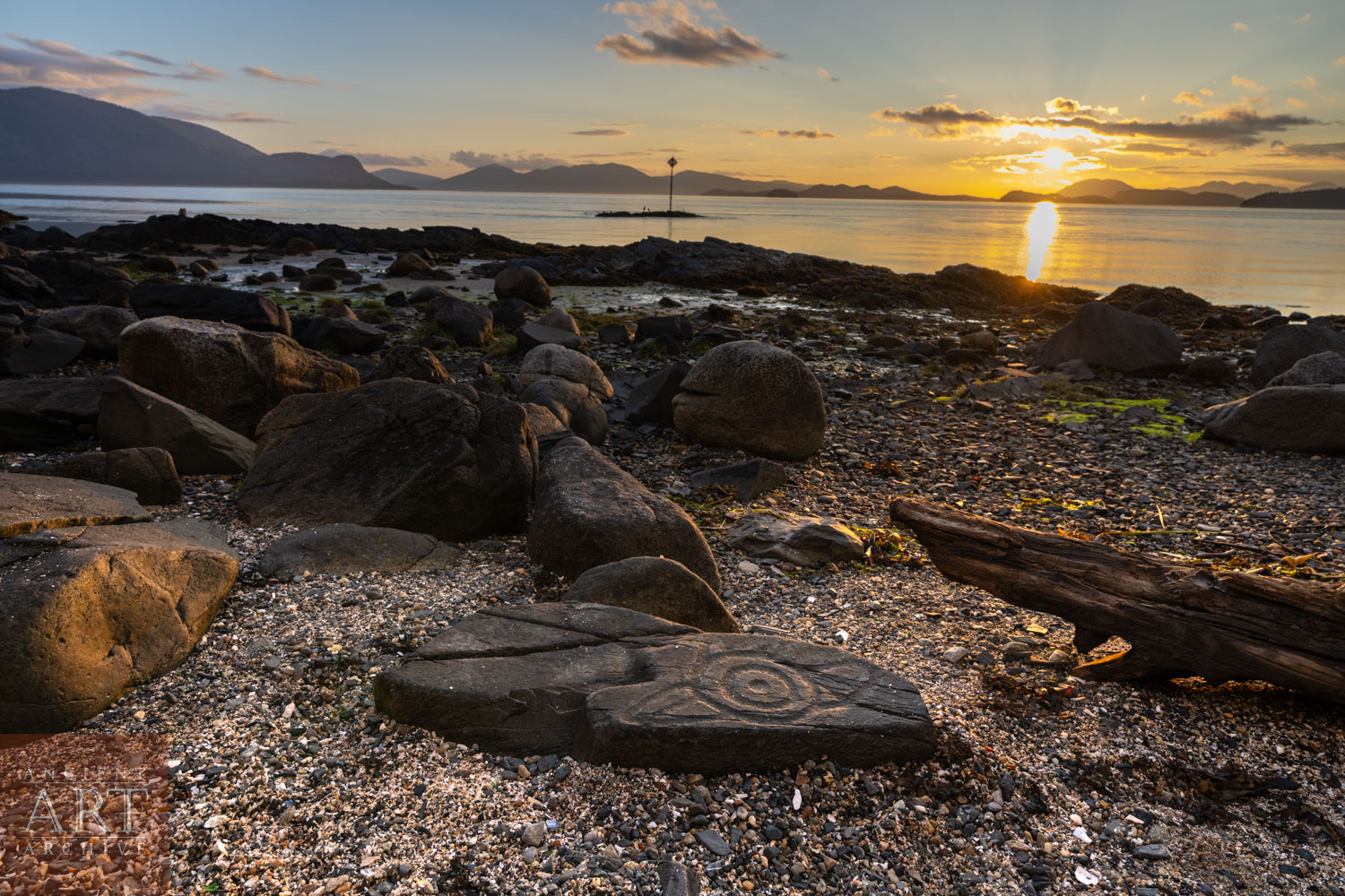 Petroglyph Beach, Alaska, USA » Ancient Art Archive